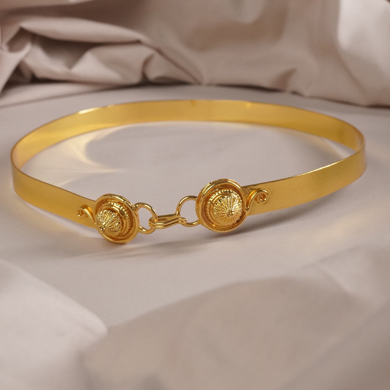 Traditional Maharashtrian Kolhapuri Chitang - Chitak Necklace Design ...