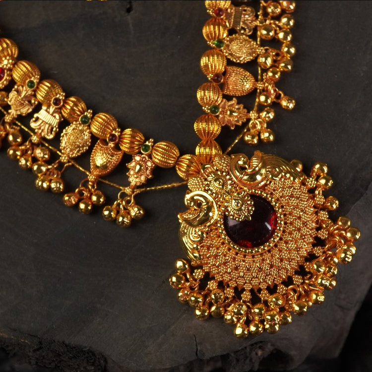 Kolhapuri Saaj – Rishabh Gold